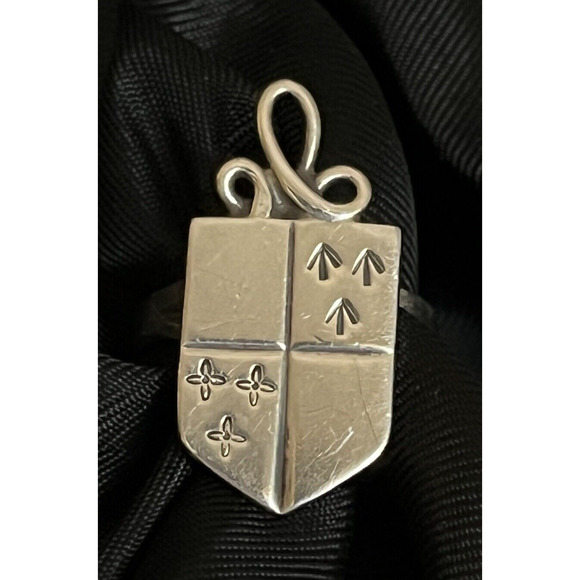 Unbranded | Jewelry | Vintage Sterling Silver Coat Of Arms Ring ...